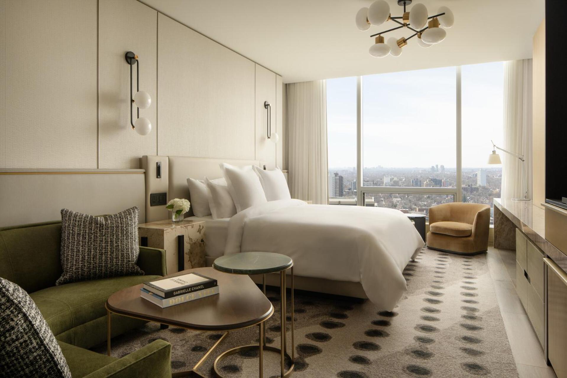 Four Seasons Hotel Toronto | Two Michelin Keys from $567